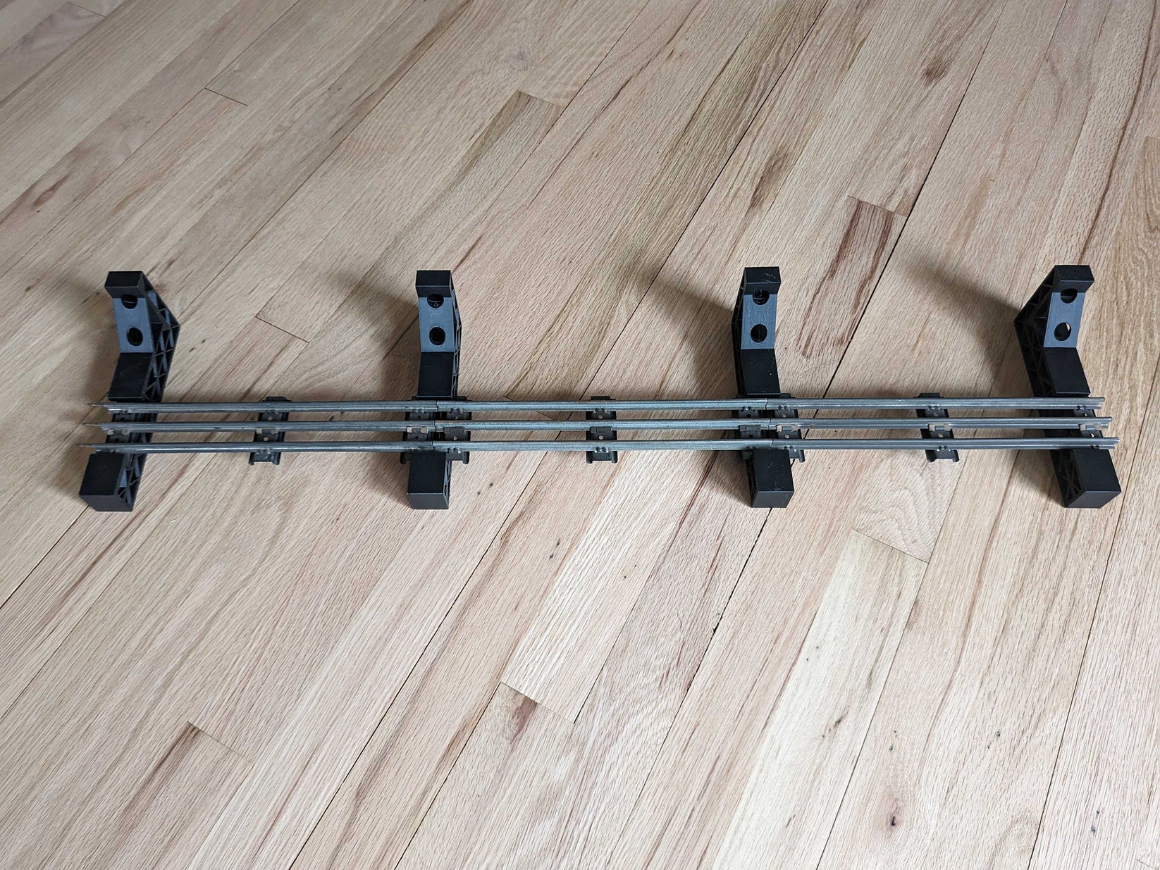 Train Track Wall Mount Room Kit – Rebar Labs